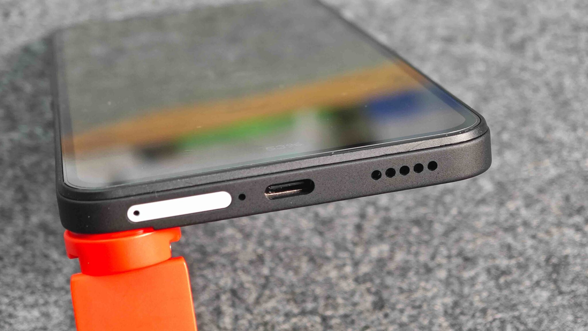 【開箱評價】CMF Phone 1 手機：中低階但有組件元素勁吸引 | Techritual 香港